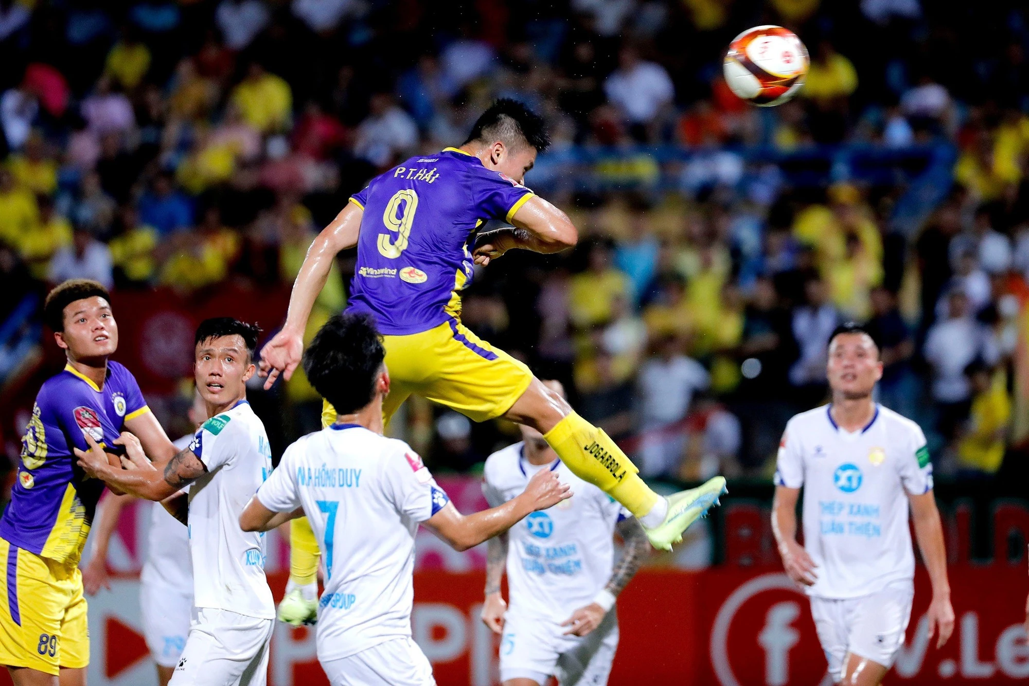 Tìm hiểu về giải đấu bóng đá V-League